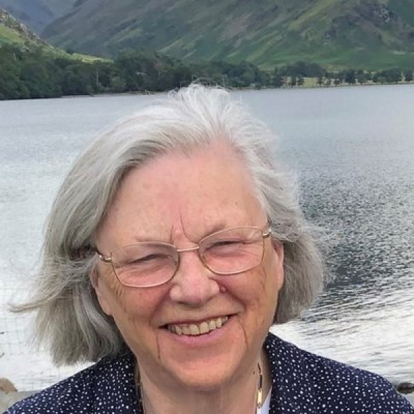 Carine MacKenzie | Christian Focus